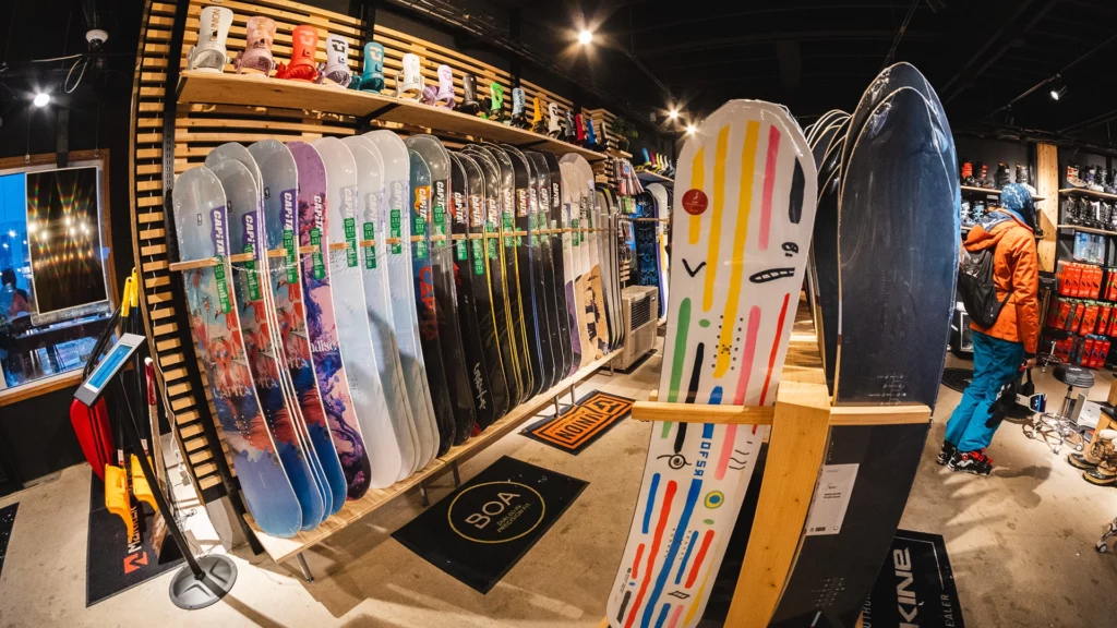 Understanding Snowboard Profiles: The Key to Choosing the Ride Ride
